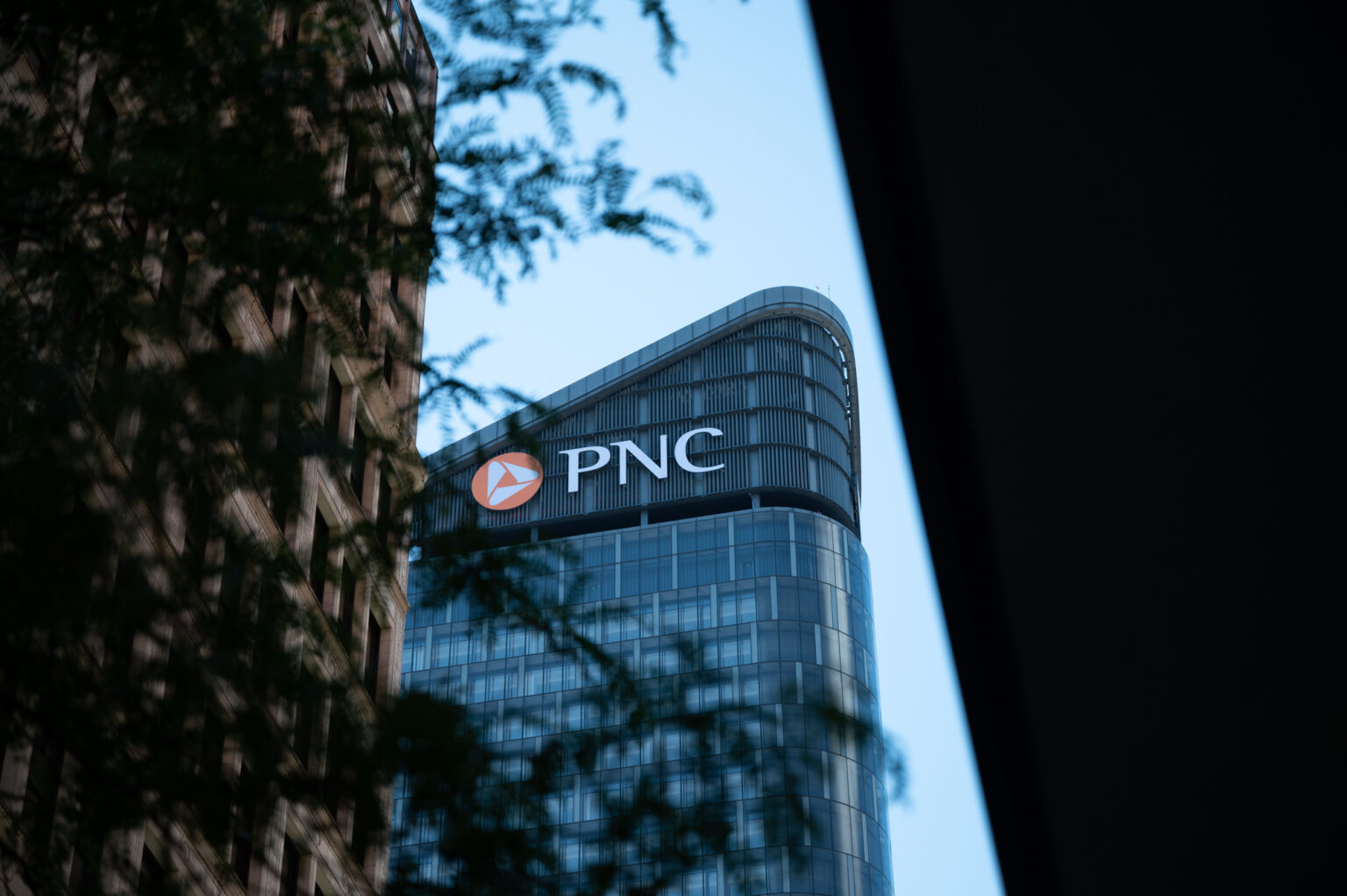 Amid five-day return-to-office mandate, PNC employees vent on social ...