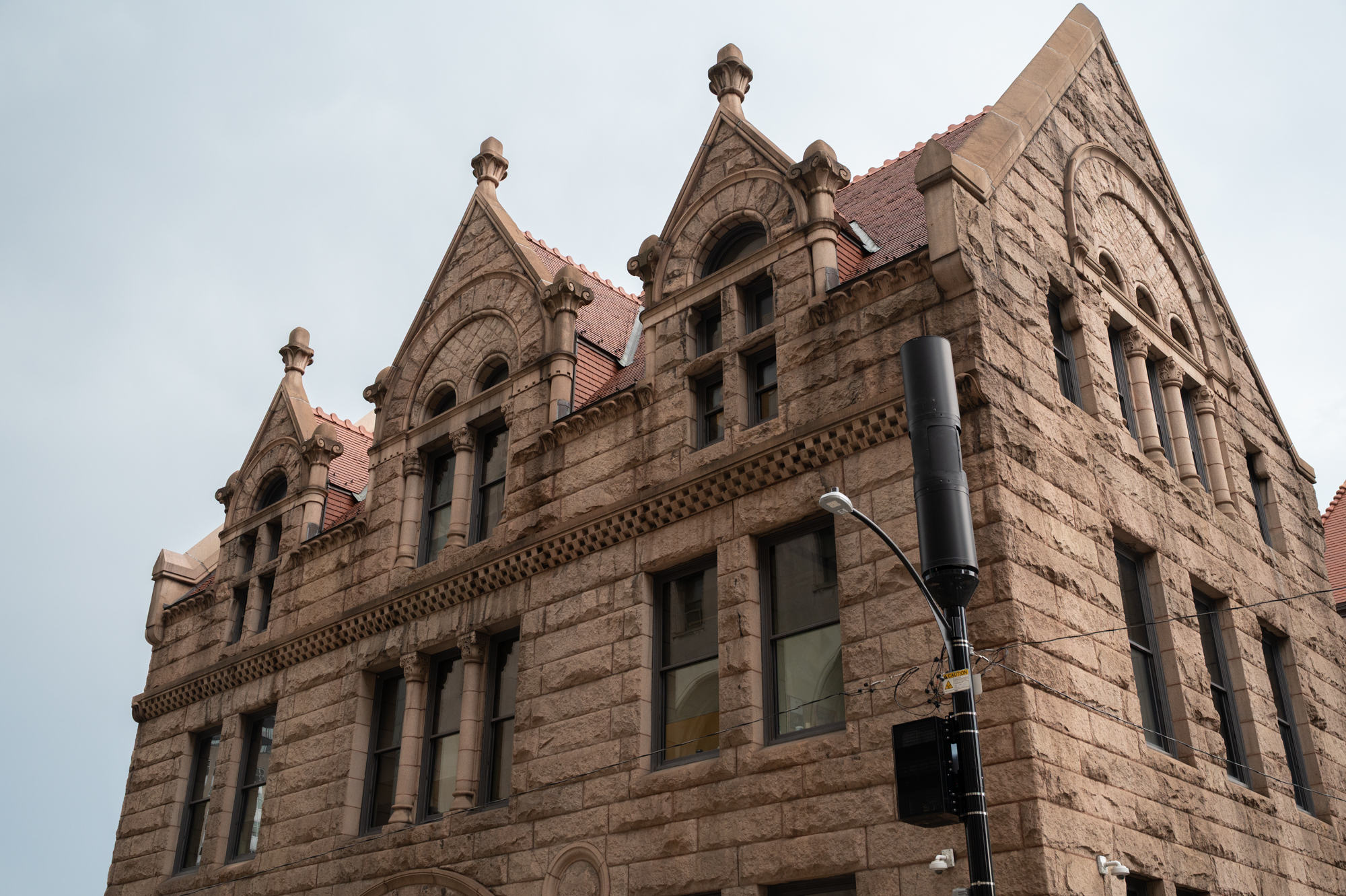 Allegheny County leaders push for 18-week paid parental leave ...